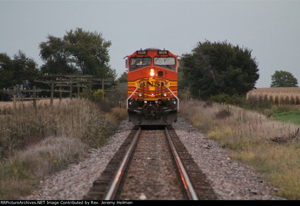 BNSF 5525 (2)